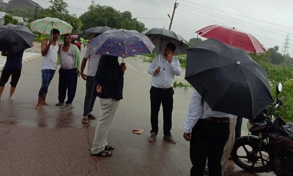 Nizamabad faces brunt of heavy rains