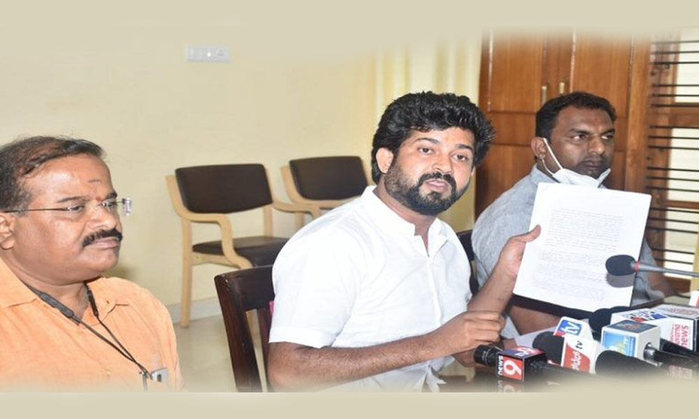 Chief Minister to look into 500-yr-old Nanjangud temple demolition row ...