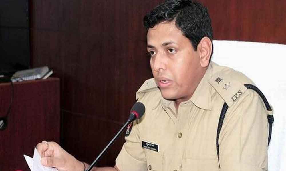 Eluru: SP Rahul Dev Sarma conducts Spandana meet