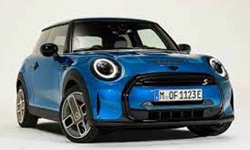 Mini India releases Teaser of Cooper SE: Bookings to begin this month