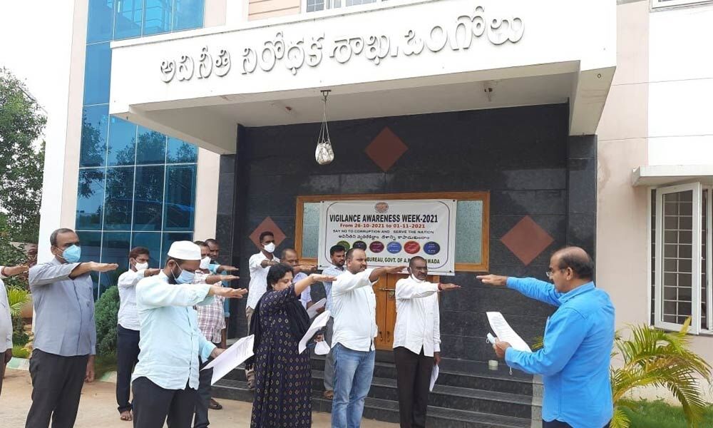 ACB staff takes pledge against corruption