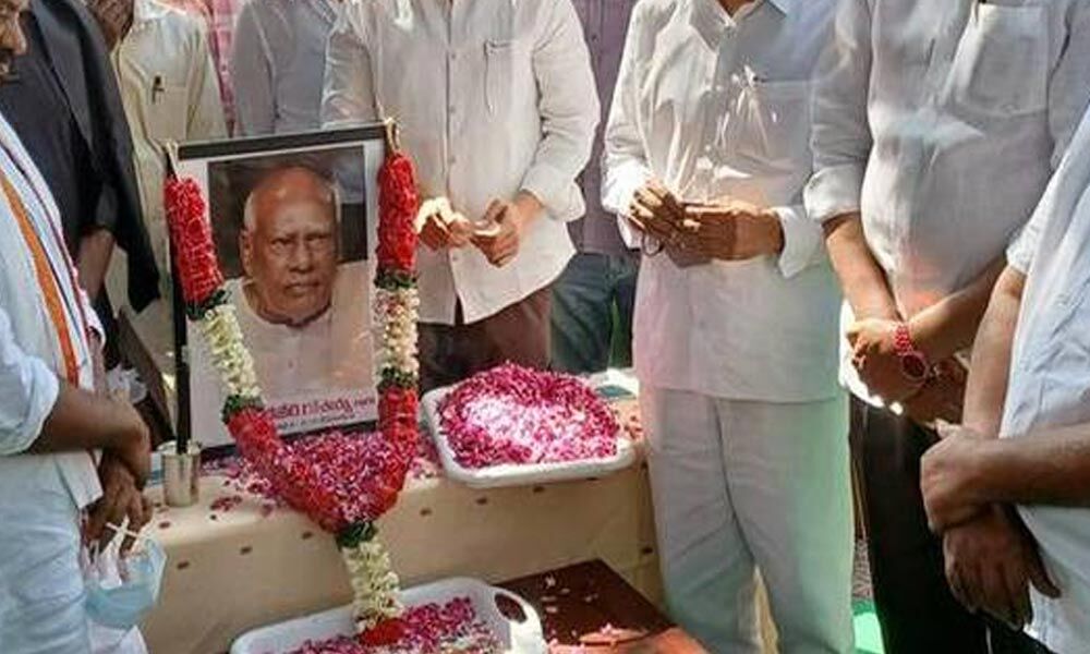 Telangana govt. declares three-day state mourning over Rosaiah's demise
