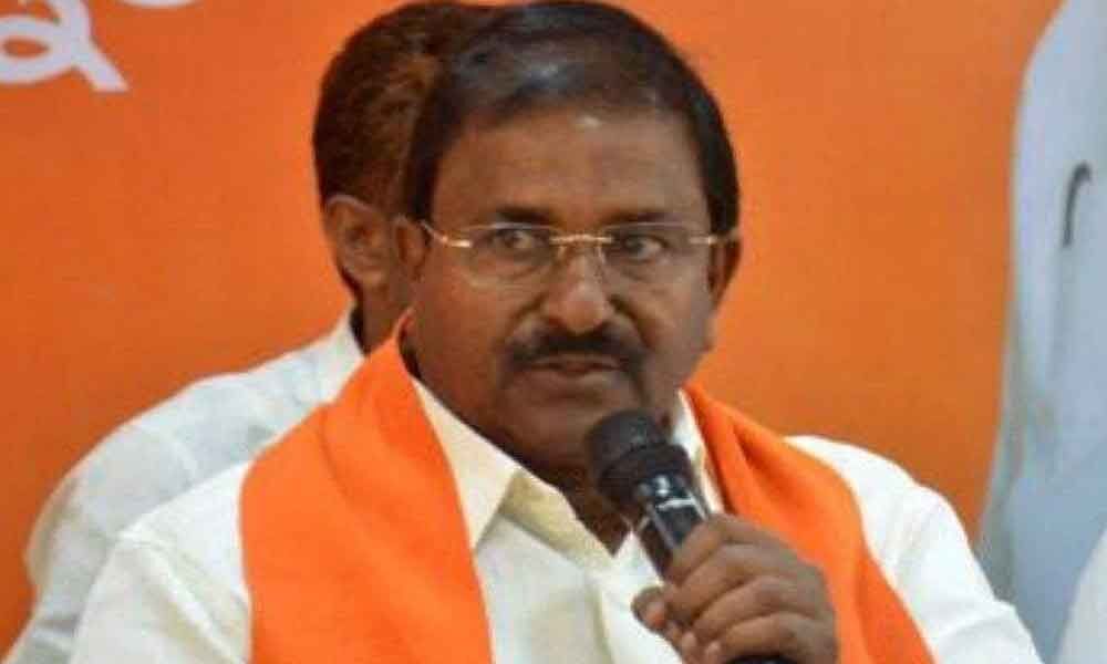 Andhra Pradesh: BJP extends support to employees over PRC issue, says Somu Veerraju