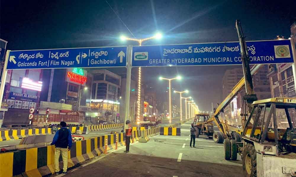 Hyderabad: Shaikpet flyover lacks Urdu sign board; language lovers seek one