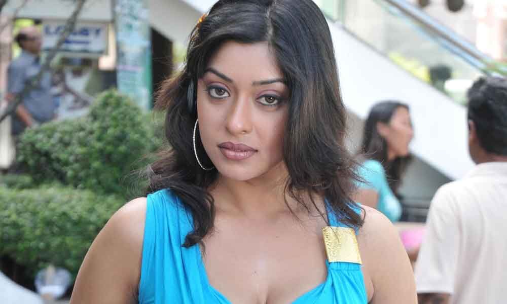 'New York to Haridwar' is a personal journey for me: Payal Ghosh