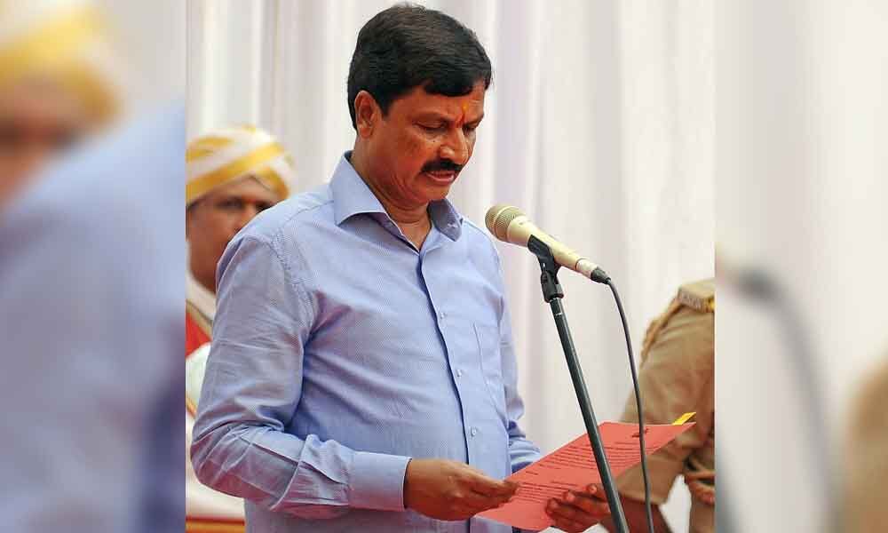 Ramesh Jarkiholi lobbying through former Maha CM for top post?