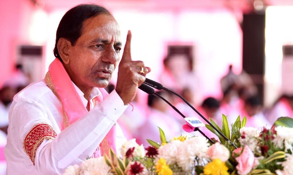 Modi, Mai Aa Raha Hoon: KCR