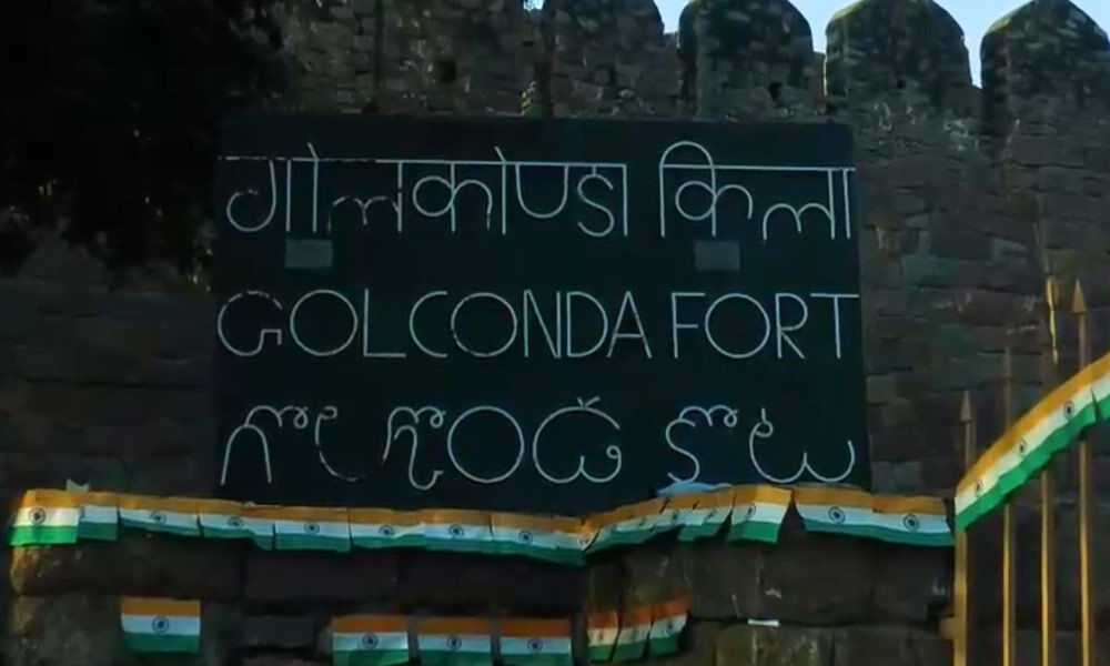 Hyderabad: Urdu missing from city signboards