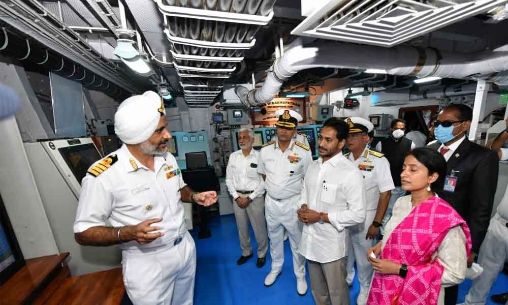 'INS Visakhapatnam, submarine INS Vela exhibit indigenous prowess'