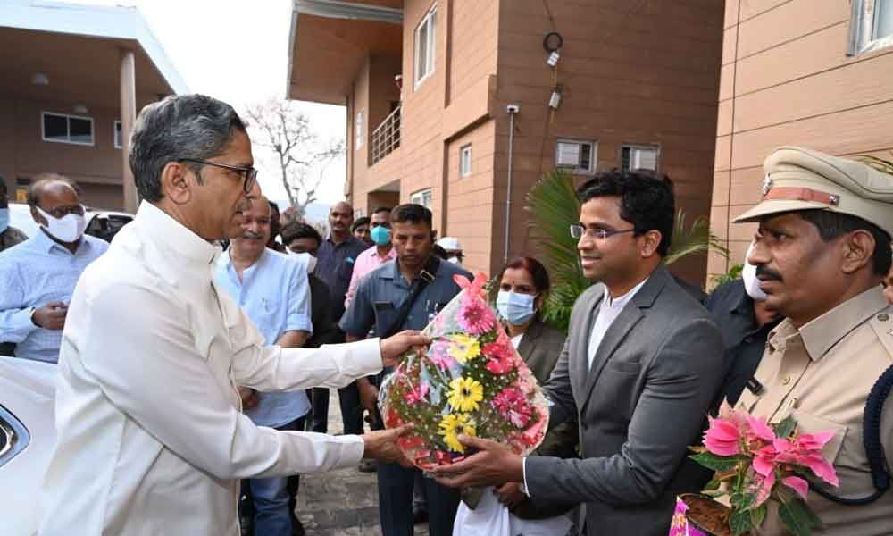 Nagarkurnool: Grand welcome accorded to CJI