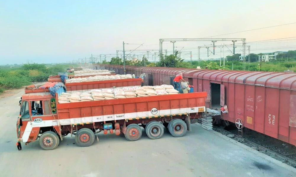 South Central Railway nets whopping Rs 10,000 cr revenue through ...