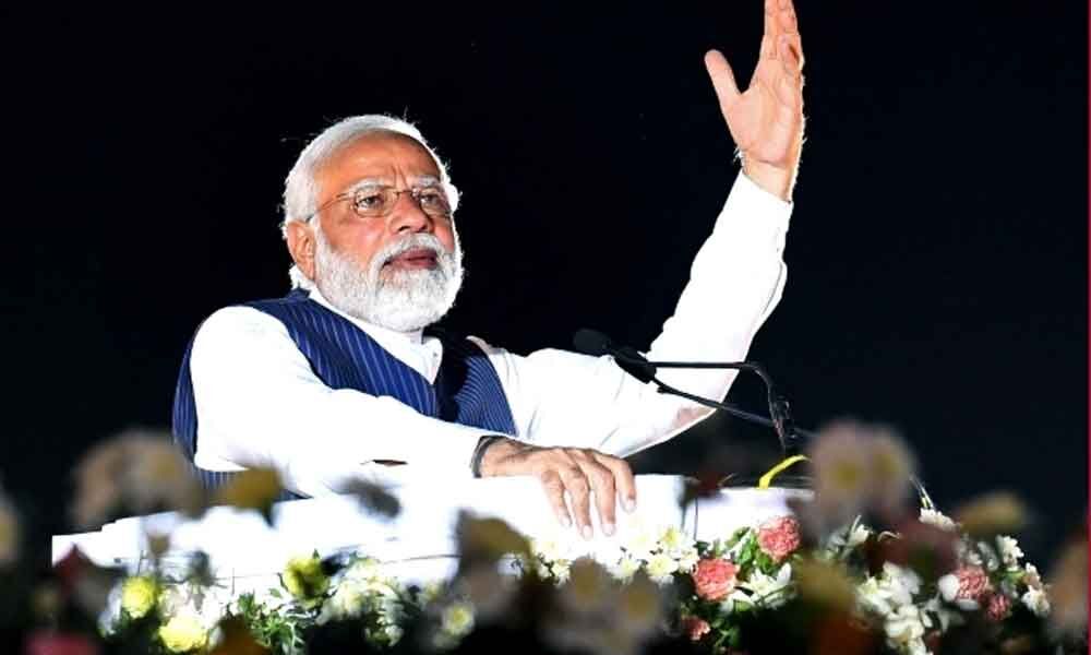 PM Modi hails media's role in popularising Yoga, fitness, 'Beti Bachao ...