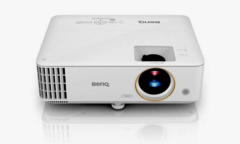 Enjoy IPL on Big Screen with BenQ Smart Projectors