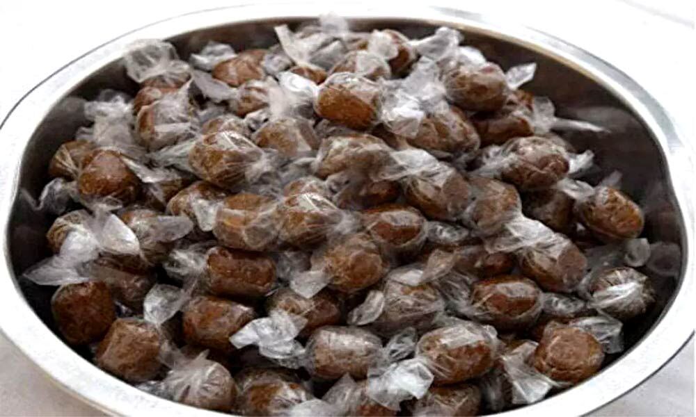 Learn how to prepare Imli Goli or Sugar Candy at home