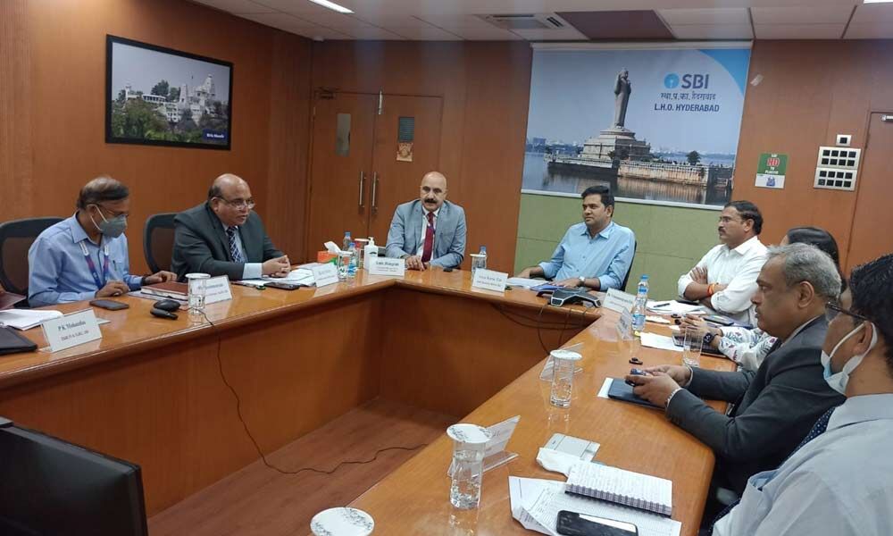 Banks gave loans to 3.57L street vendors in TS under PMSVANidhi