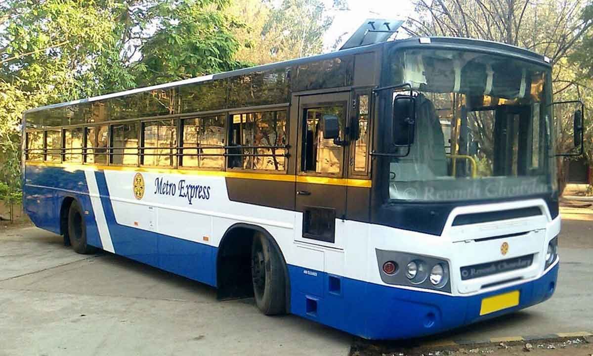 Hyderabad: Lack of ordinary buses burns a hole pass holders' pocket