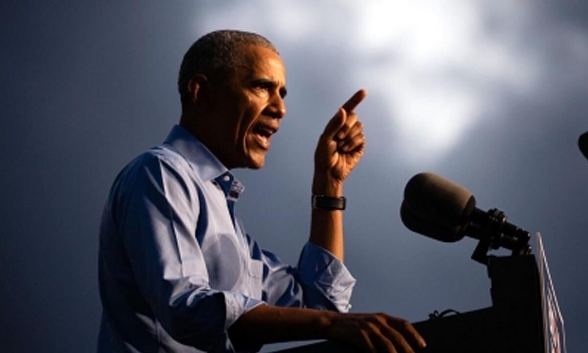 Social media 'designed' to weaken democracies: Obama