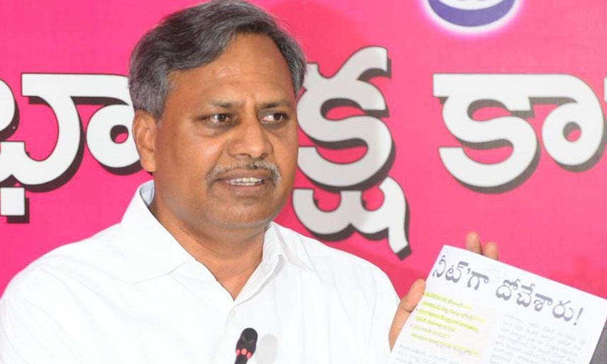 Paddy procurement going on at brisk pace, says Palla Rajeshwar Reddy