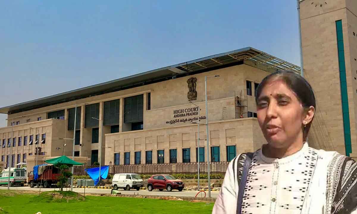 YS Viveka murder case: YS Sunitha Reddy attends AP High Court for ...