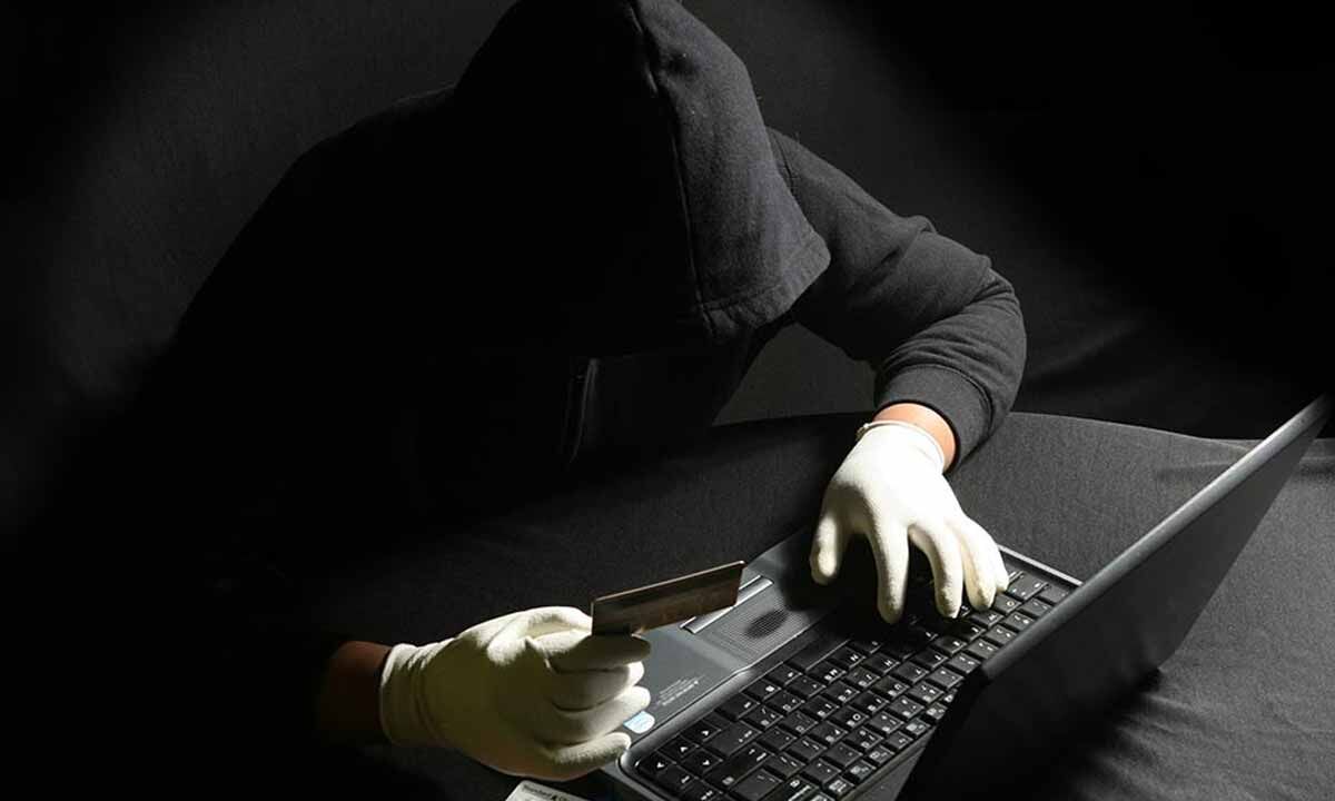 Cyber fraudsters dupe man of Rs 6.7 lakh
