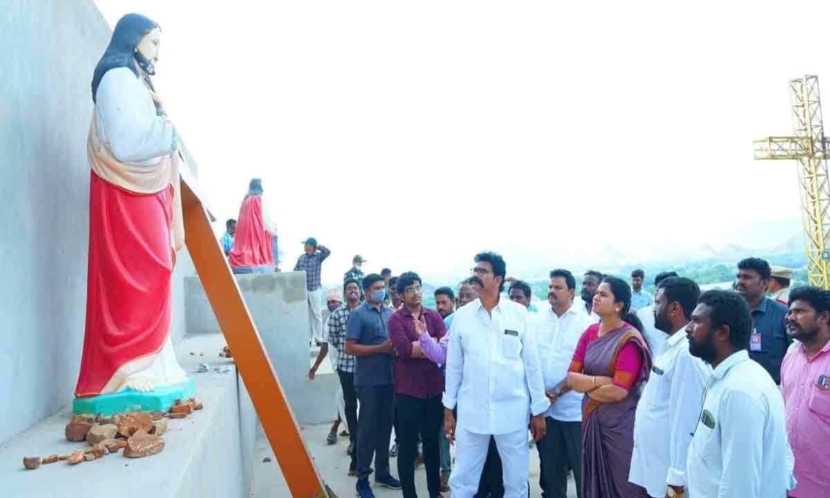 Narasaraopet: Mary Matha, Jesus statues desecrated
