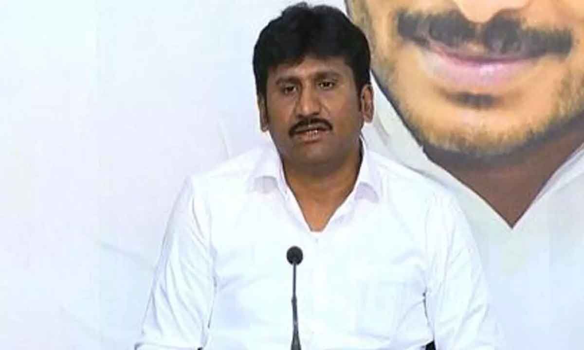 Naidu spreading hatred among people: Topadurthi Prakash Reddy