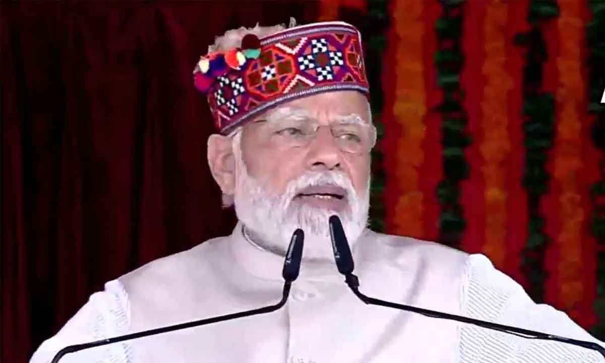 I'm just 'pradhan sevak' of 130 crore people: Modi