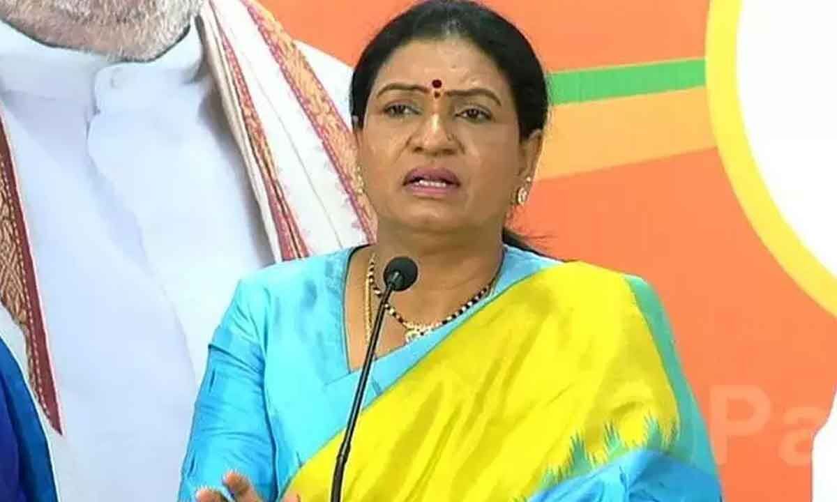 Aruna holds govt responsible for death of hospital going child