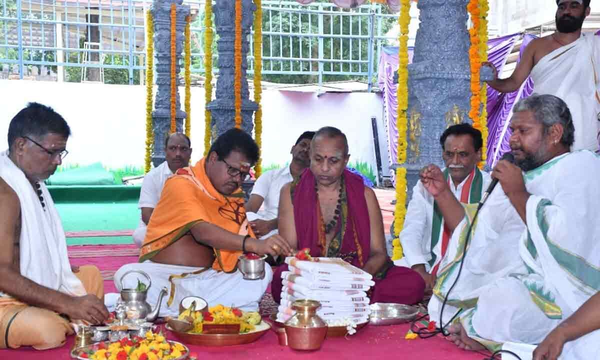 Religious fervour marks idol installation in Srisailam