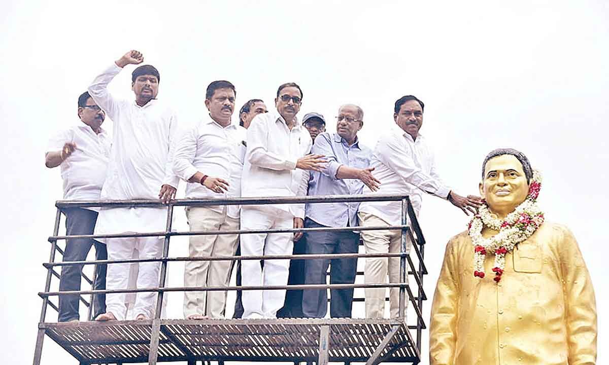 Prof Jayashankar pioneer of Telangana: Errabelli