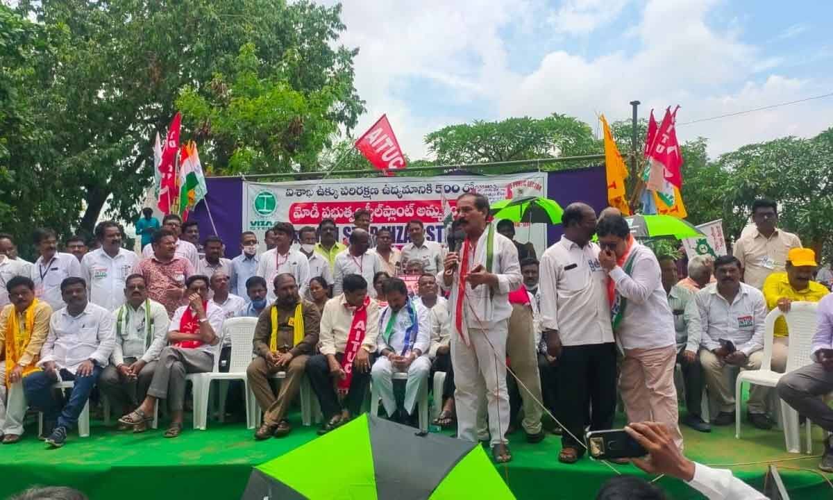 Visakhapatnam: Ukku stir reaches 500-day mark