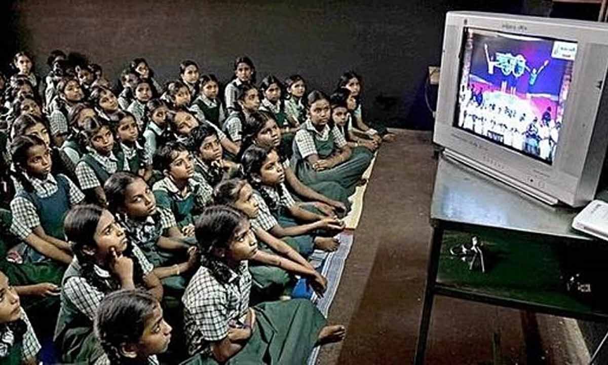 A resourceful educational tool for underprivileged areas