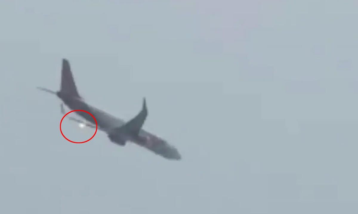 SpiceJet aircraft makes emergency landing in Delhi