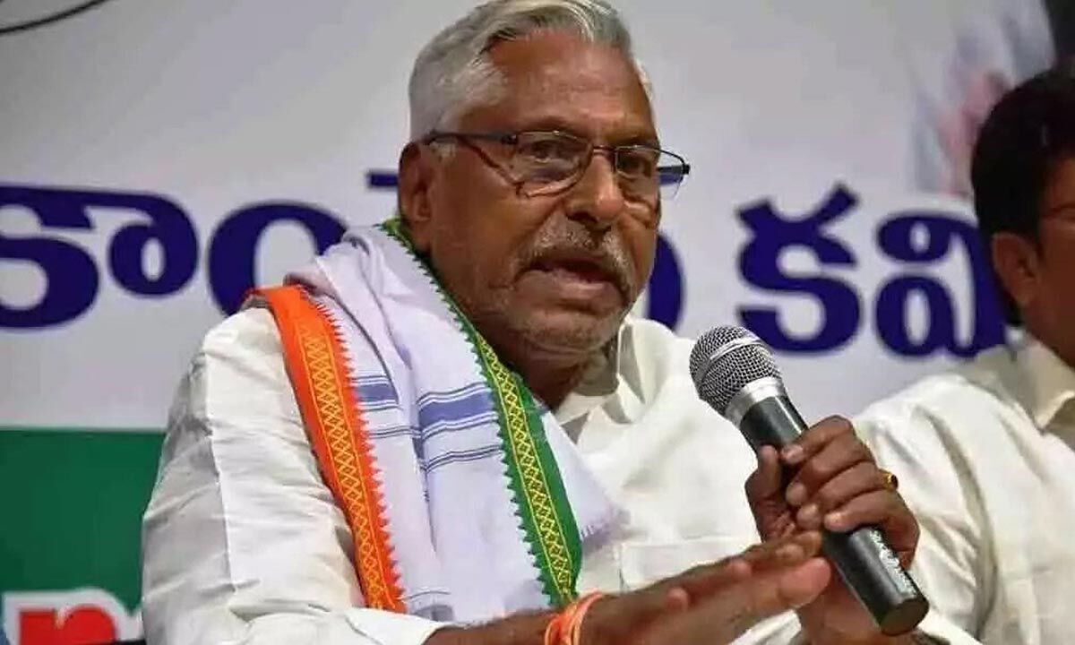 Jeevan Reddy demands immediate polls