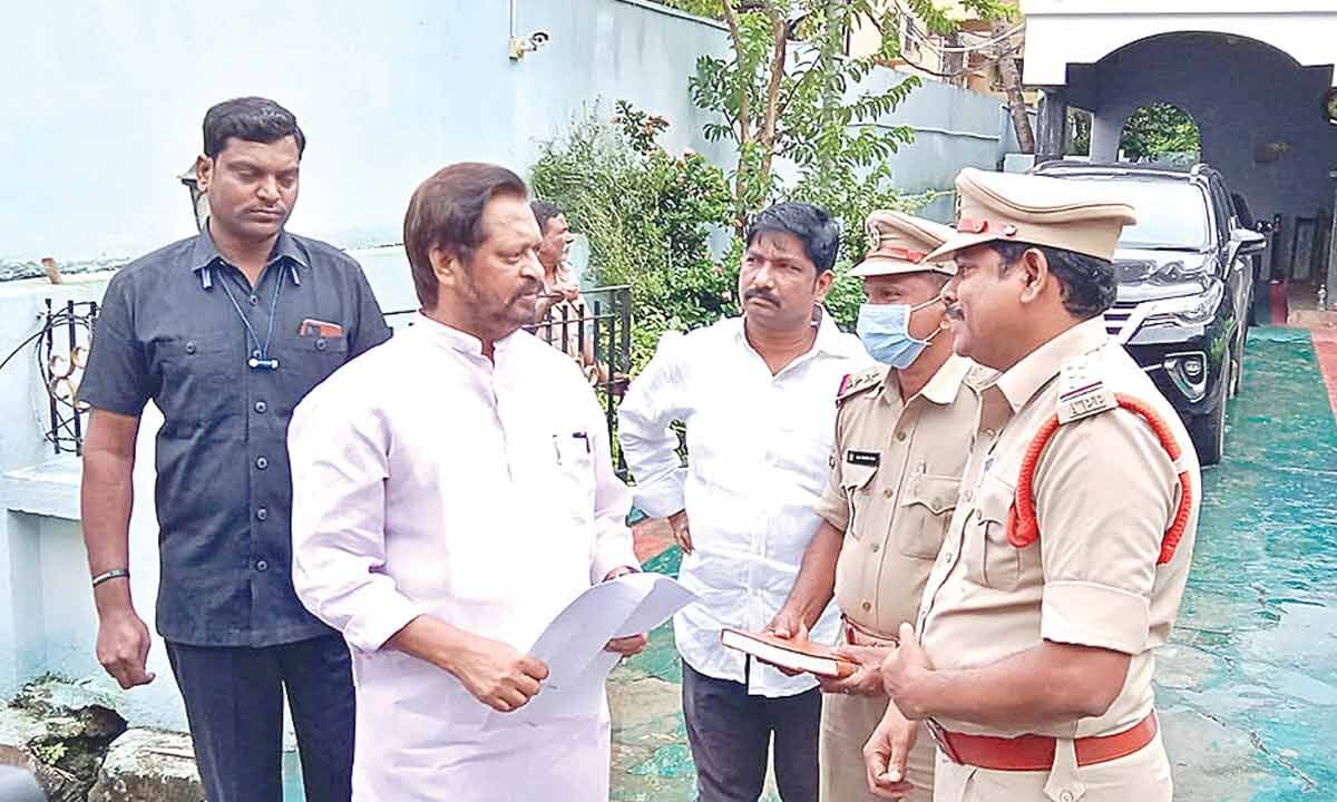 Rajamahendravaram: Ex-MP Harsha Kumar placed under house arrest