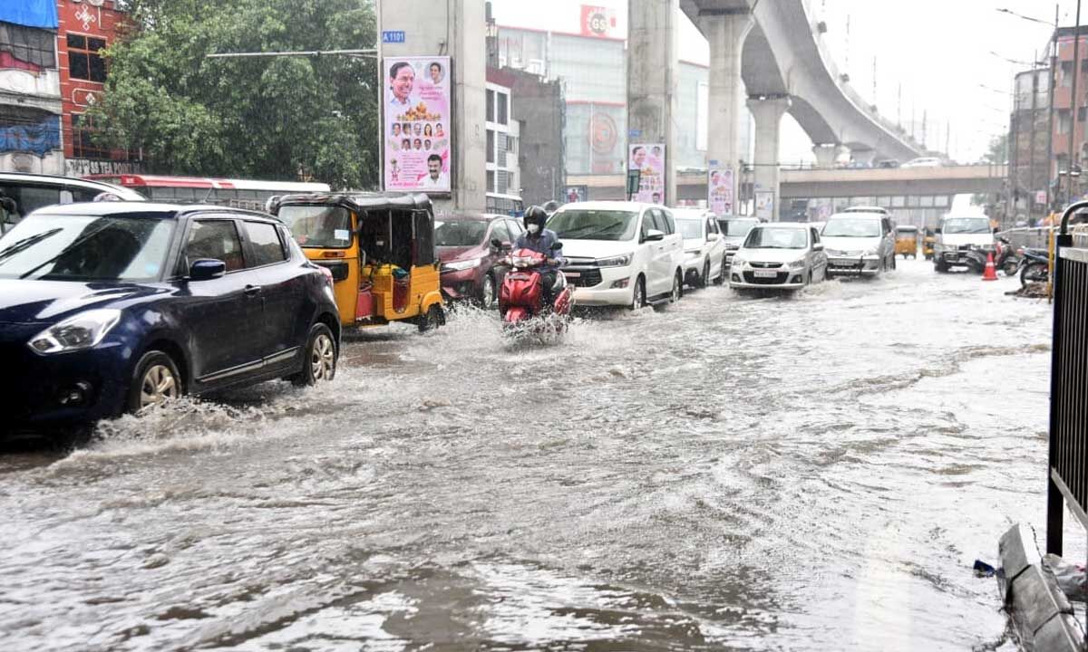 Orange alert issued in Hyd in wake of heavy rains