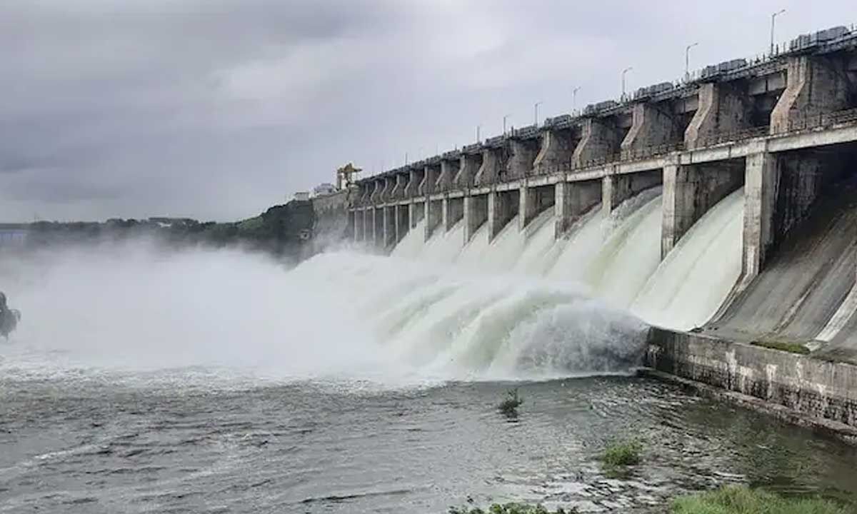 Lower Manair Dam gates lifted in Karimnagar