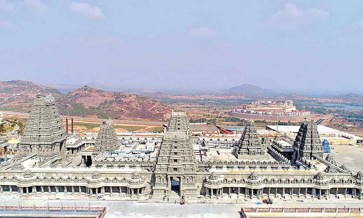 Huge rush at Yadadri shrine