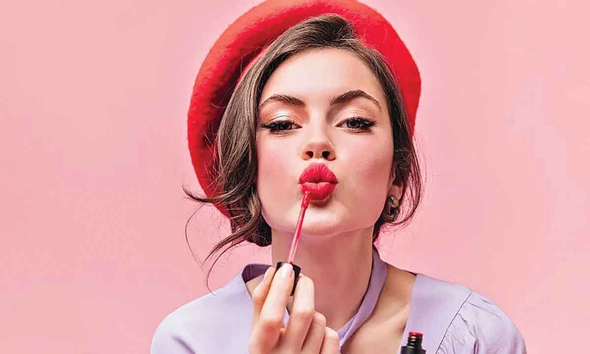 Get a lot out of single lipstick