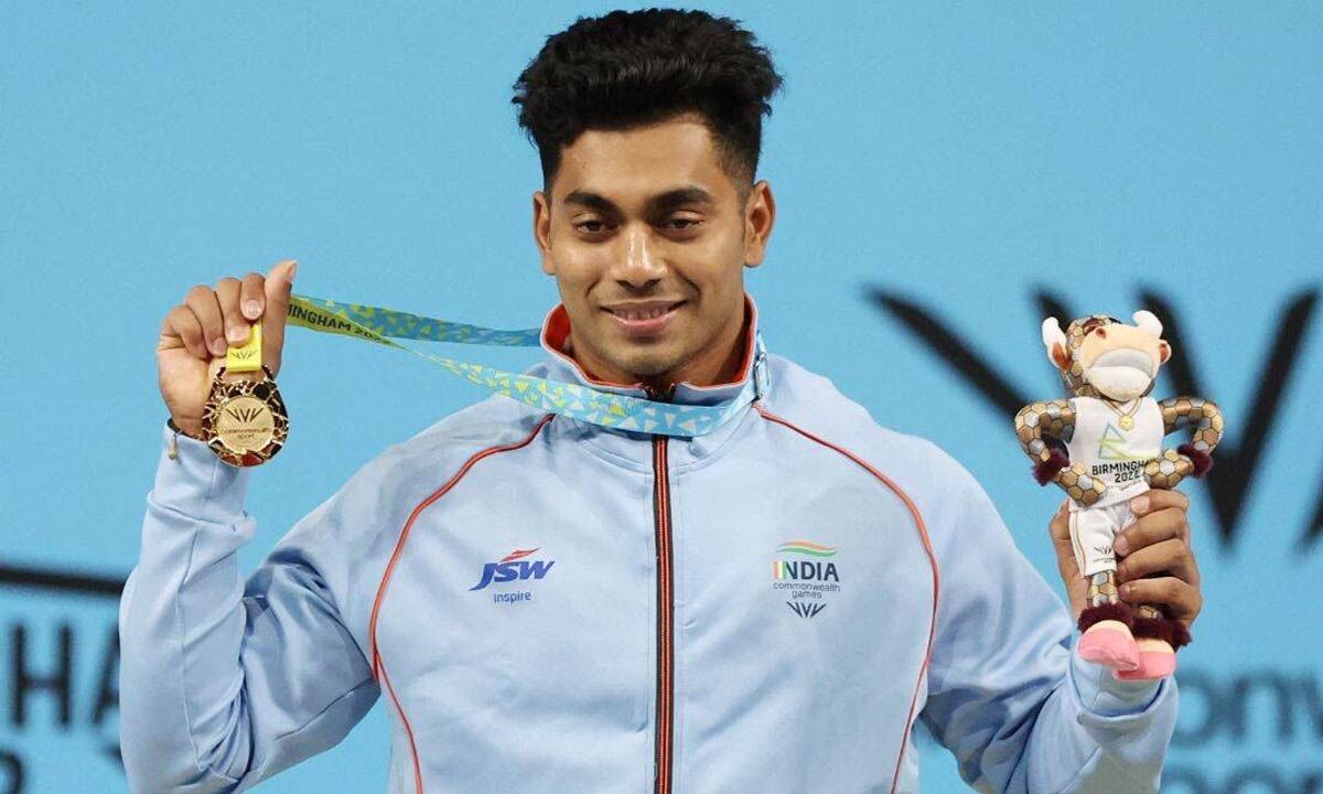 Achinta lifts gold at Commonwealth