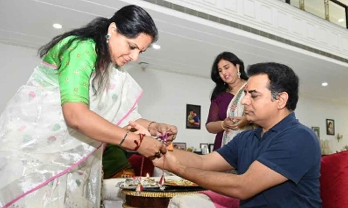 Raksha Bandhan: MLC Kavitha ties rakhi to brother KTR