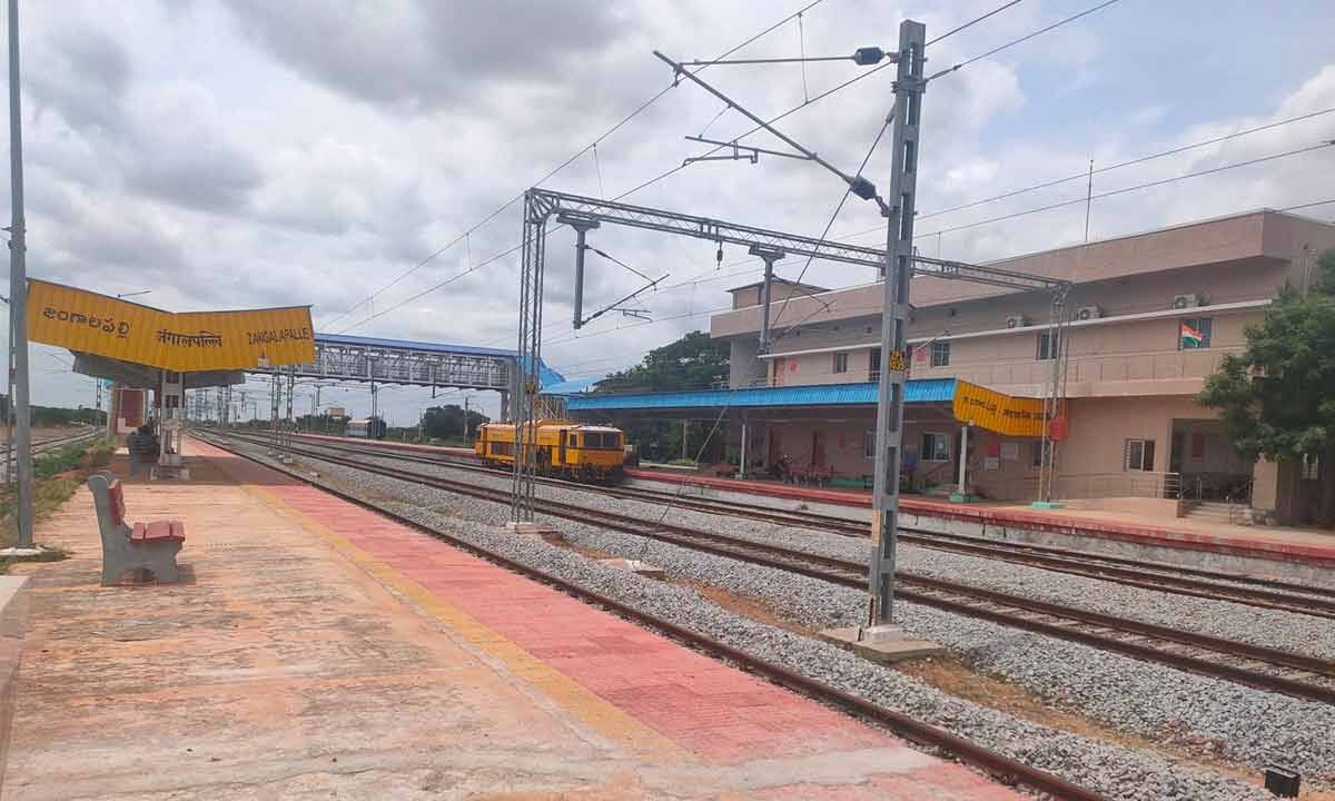 SCR completes electrification of Taticherla, Zangalapalle line