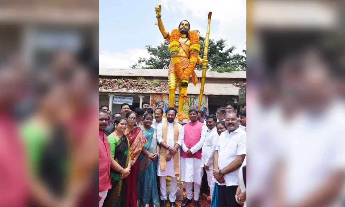 Centre keen on providing infrastructure to tribals: Min Arjun