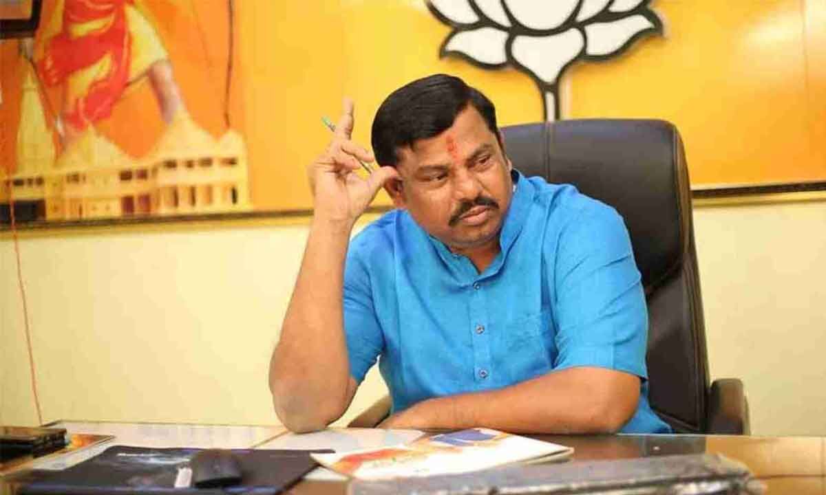 Telangana: Police serves notices to BJP MLA Raja Singh in two cases