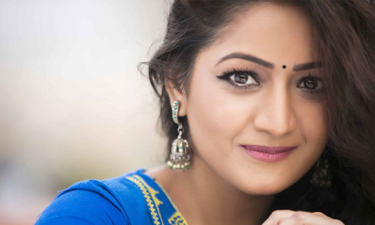 Vrushali Chavan's new album song 'Om Ganpataye Namah' releases on the ...