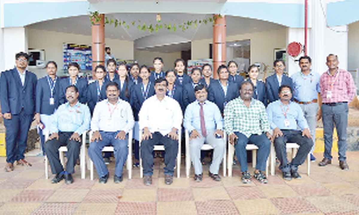 16 MBA students of SBIT get placements in MNC