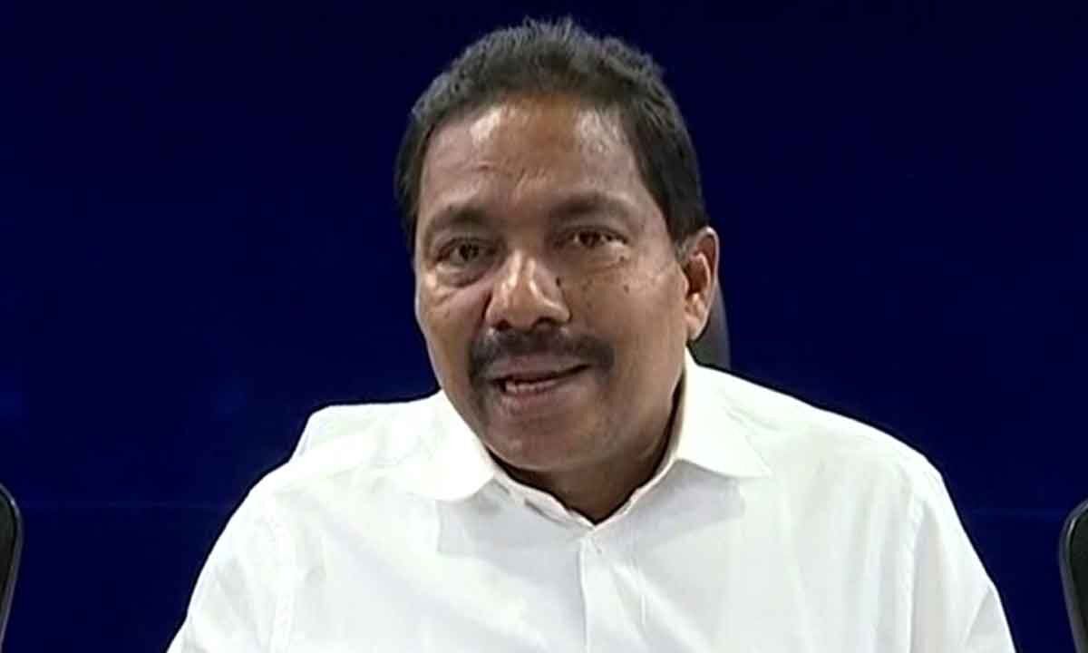 Viswarup falls ill during YSR death anniv programme