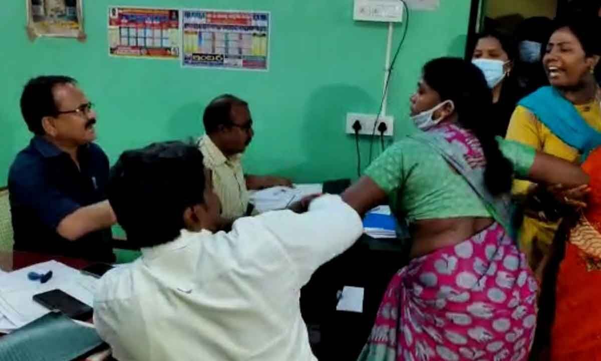 Nellore: MPDO thrashed for allegedly harassing a woman employee