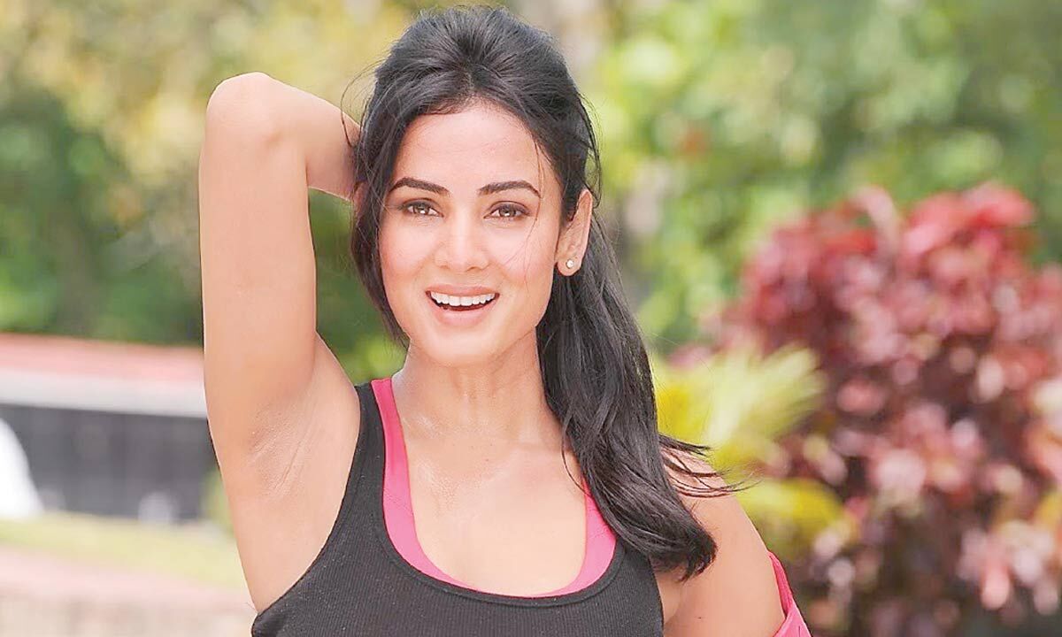 Sonal Chauhan undergoes intensive training for 'The Ghost'