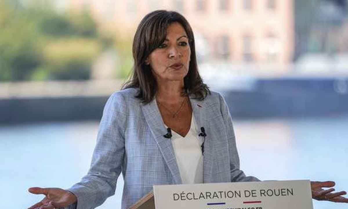 Paris Mayor Anne Hidalgo announces energy saving plan